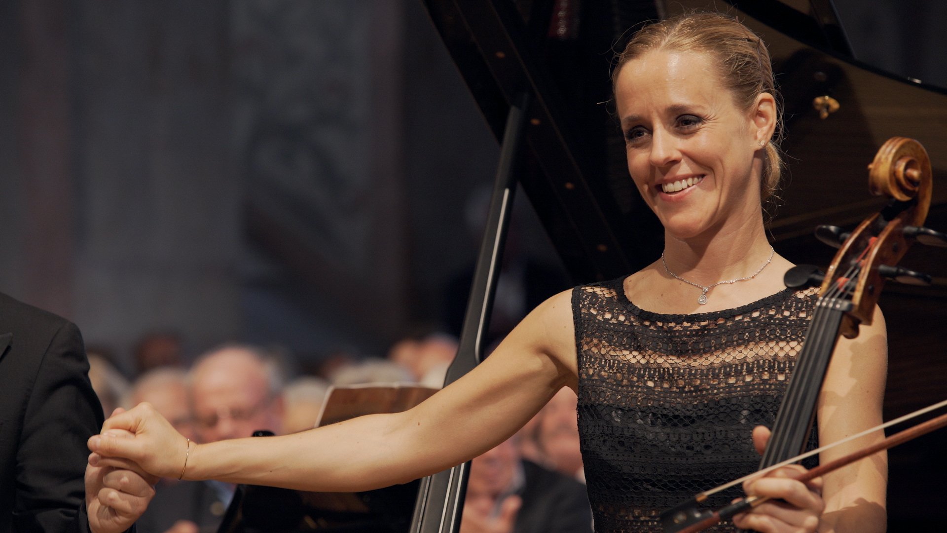 Sol Gabetta spielt Chopins Cellosonate g-Moll op. 65 - Gstaad Digital ...