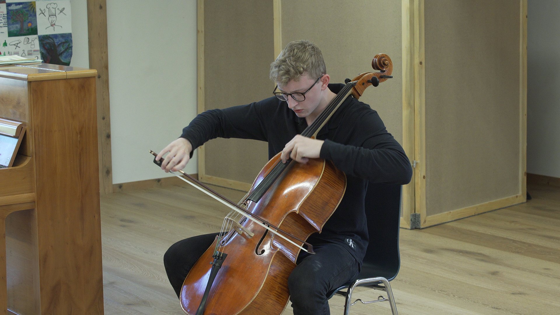Raphael Sommer Cellist